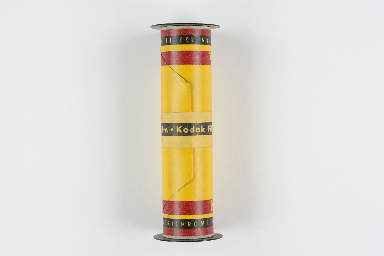 Film Cartridge - 'Kodak Verichrome Pan', 122 film, circa 1960s ...