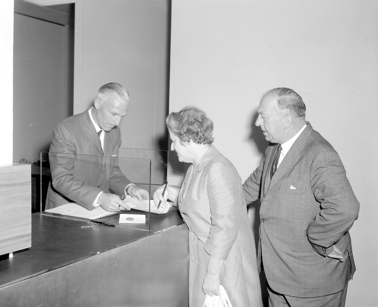 Negative - Lady Edith Bolte & Victorian Premier Sir Henry Bolte at SS ...