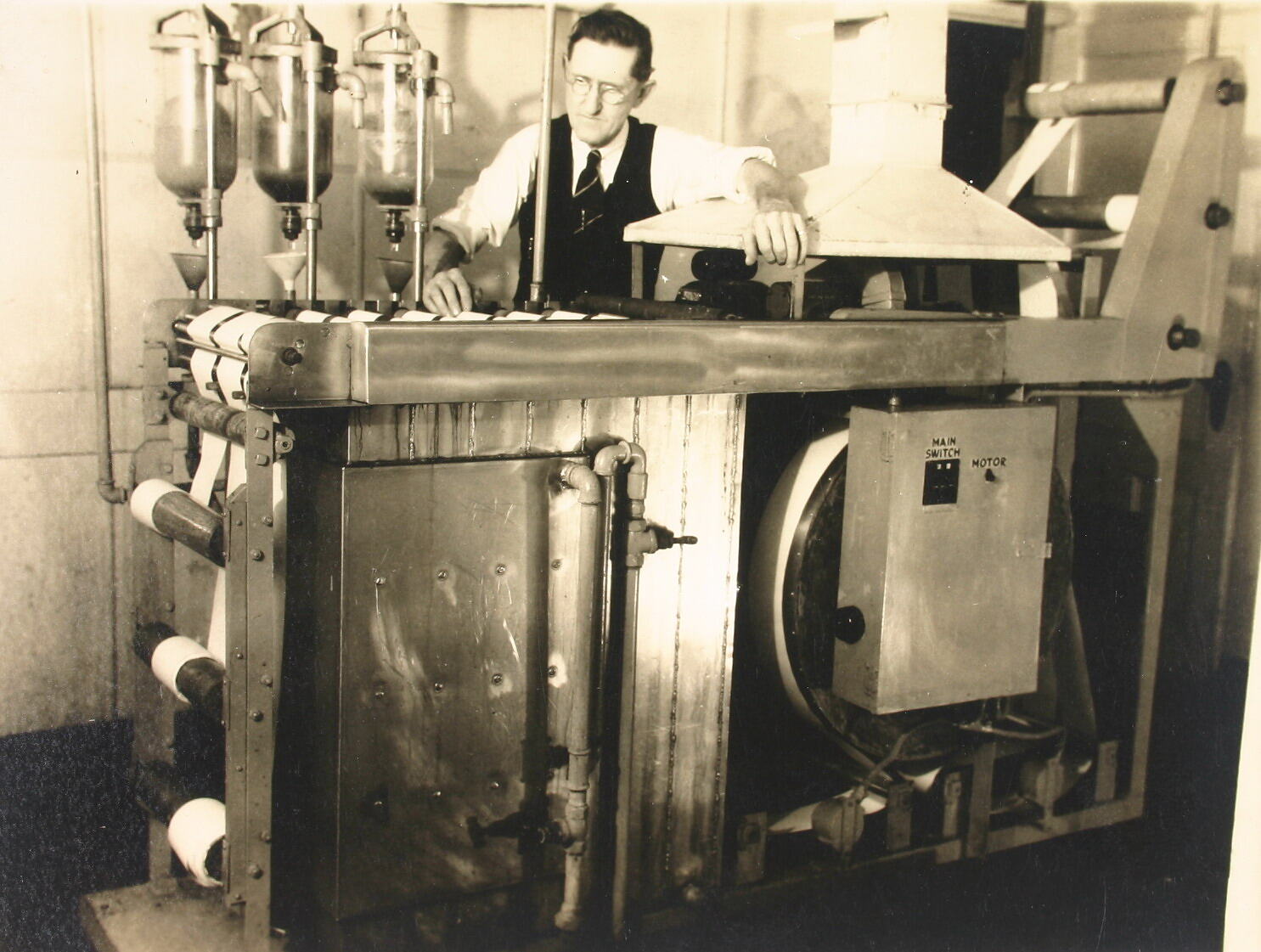 Photograph - Kodak Australasia Pty Ltd, Paper Processor Machine, V-Mail ...
