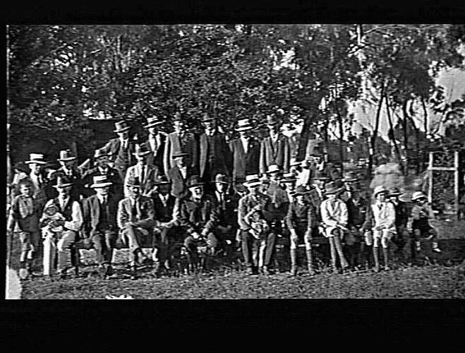 Negative - by Lilian L. Pitts, Merrigum, Victoria, circa 1910s