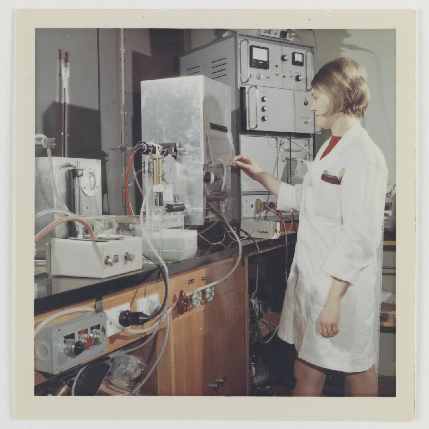 Photograph - Kodak Australasia Pty Ltd, Test Rig, Research Laboratory ...