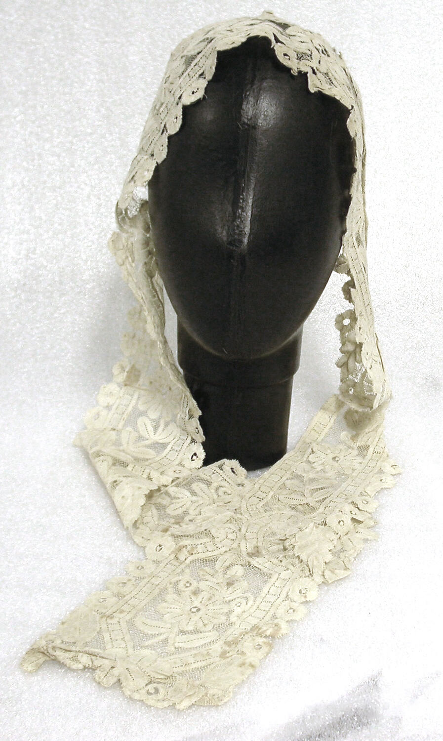 Lappet - Lace, circa 1850-1899