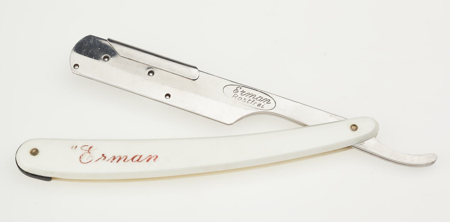 Hand Razor - Hairdressing, Carlton, circa 1950