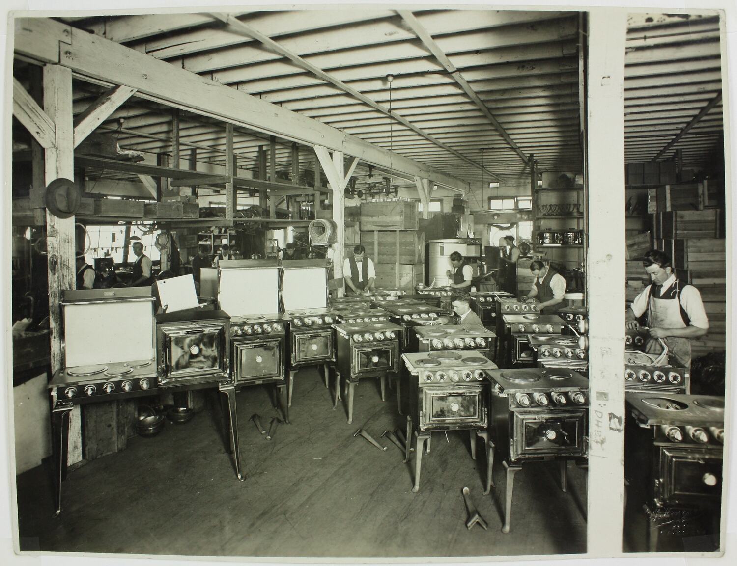 Photograph - Hecla Electrics Pty Ltd, Factory Workers Wiring Electric ...