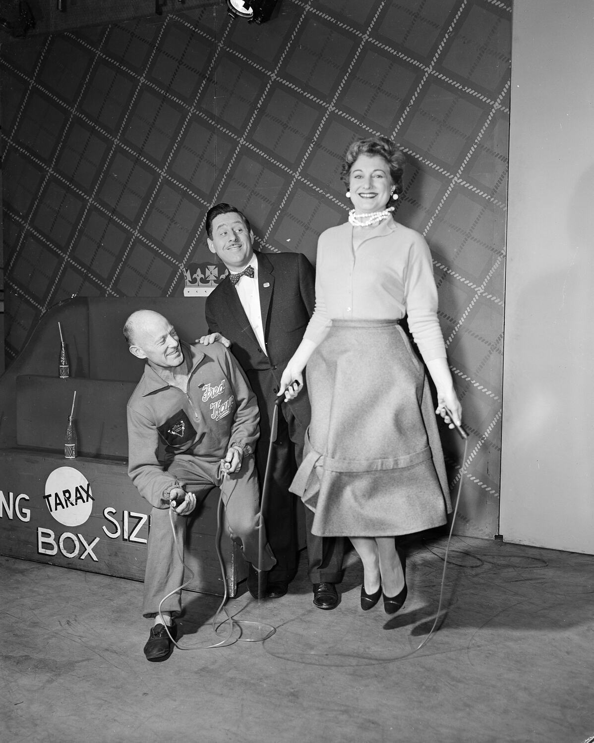 Negative - Evie Hayes, Ron Blaskett & Fred Kaye at the GTV9 Television ...