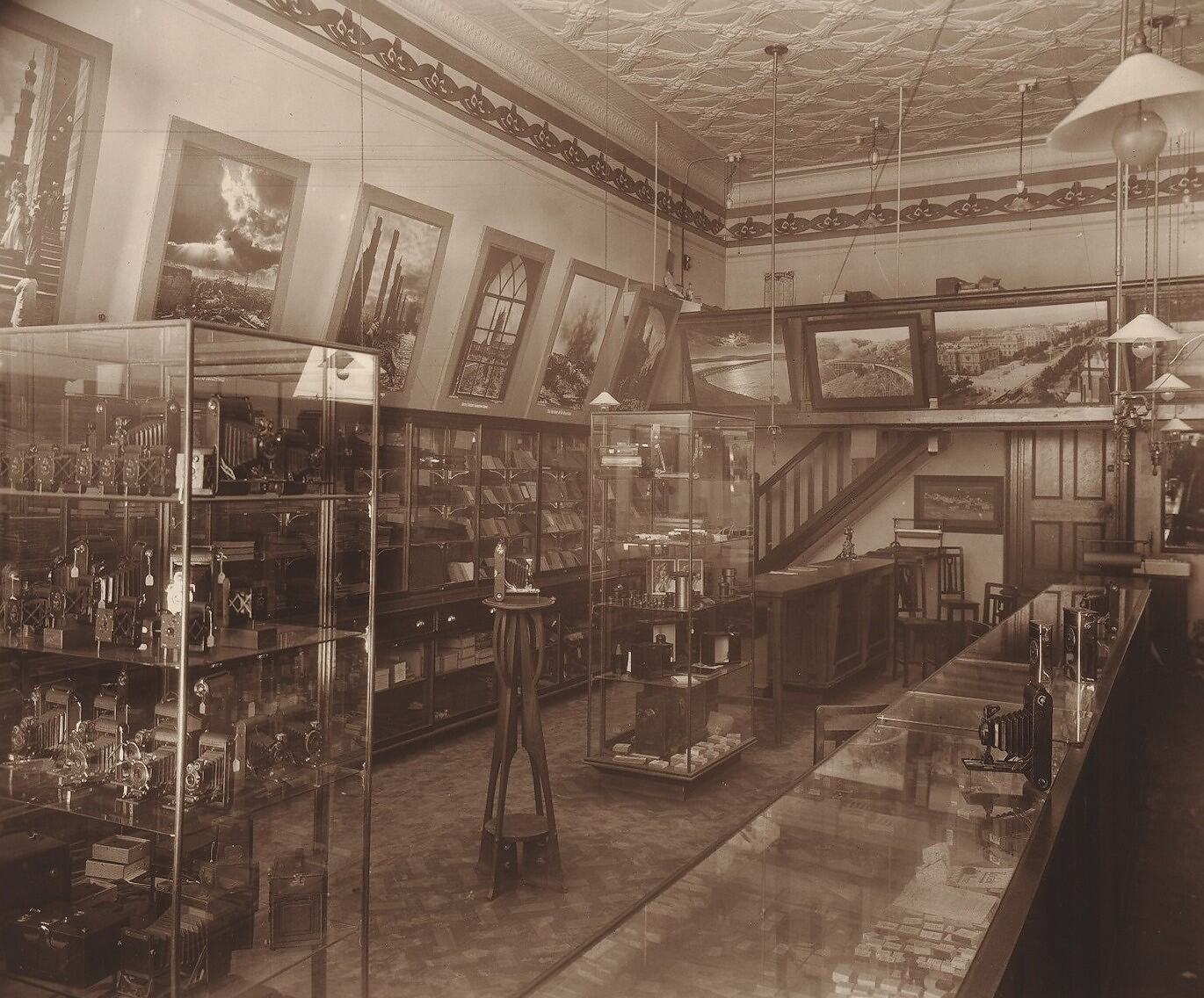 Photograph - Kodak, Shop Interior, circa 1910s - 1920s