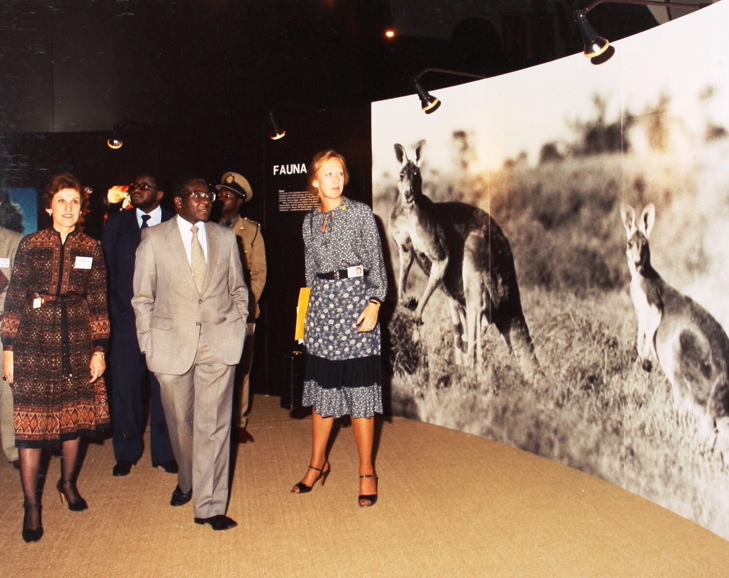 Photograph - Commonwealth Heads of Government Meeting, Australia ...