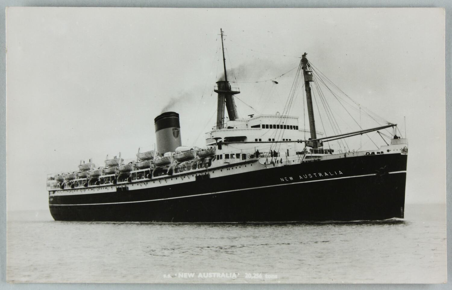 Postcard - Ship 'SS New Australia', Lucy & Stanley Hathaway, 1951