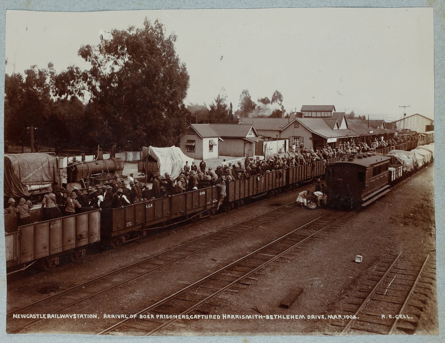 Photograph - 'Arrival of Boer Prisoners', Newcastle Railway Station ...