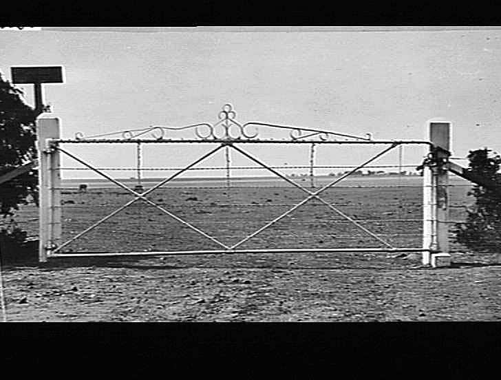 Photograph - H.V. McKay Pty Ltd, Farm Gate, Australia, 1920-1930