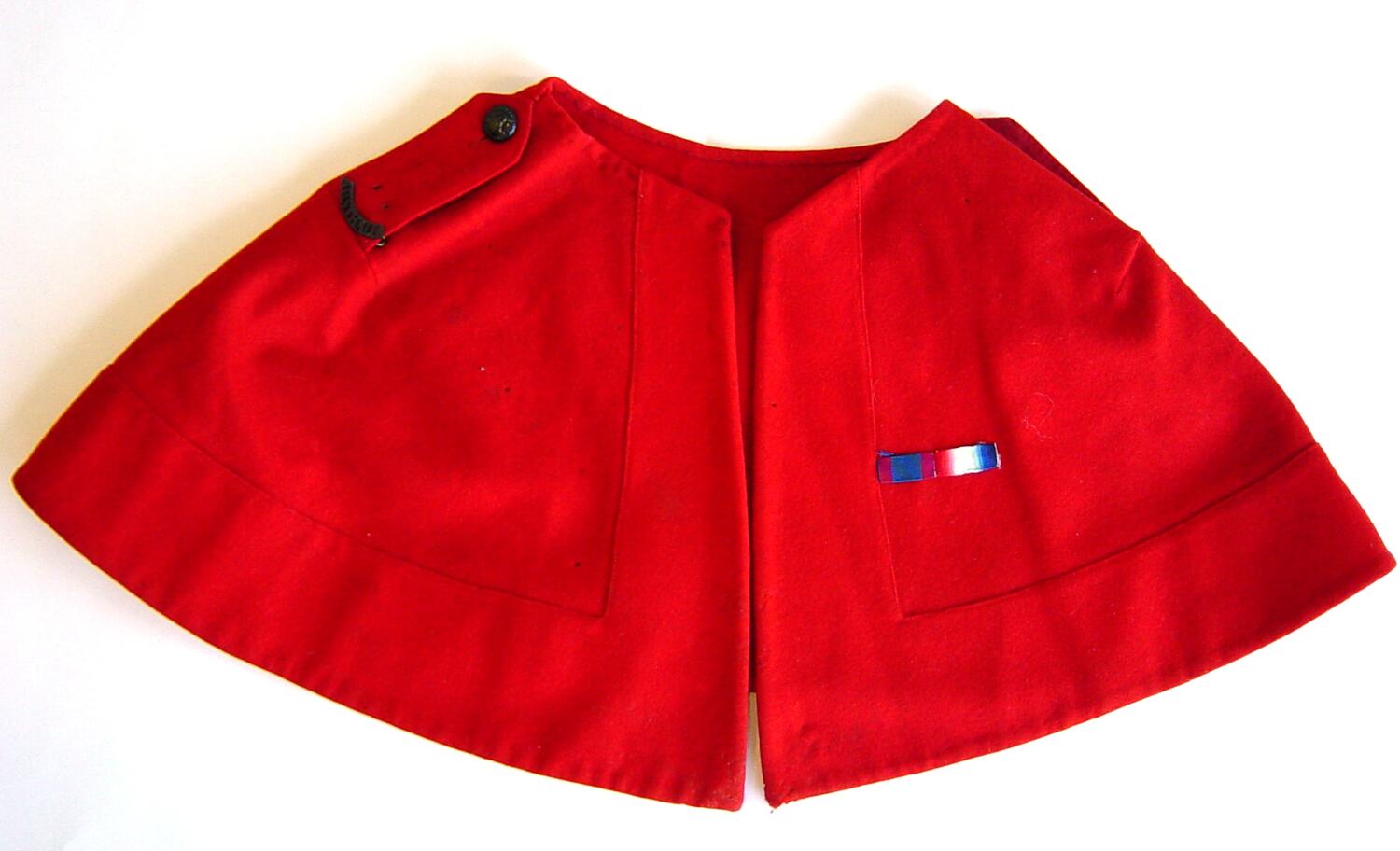 Cape - Nurse, Red Wool, World War I, 1915-1920