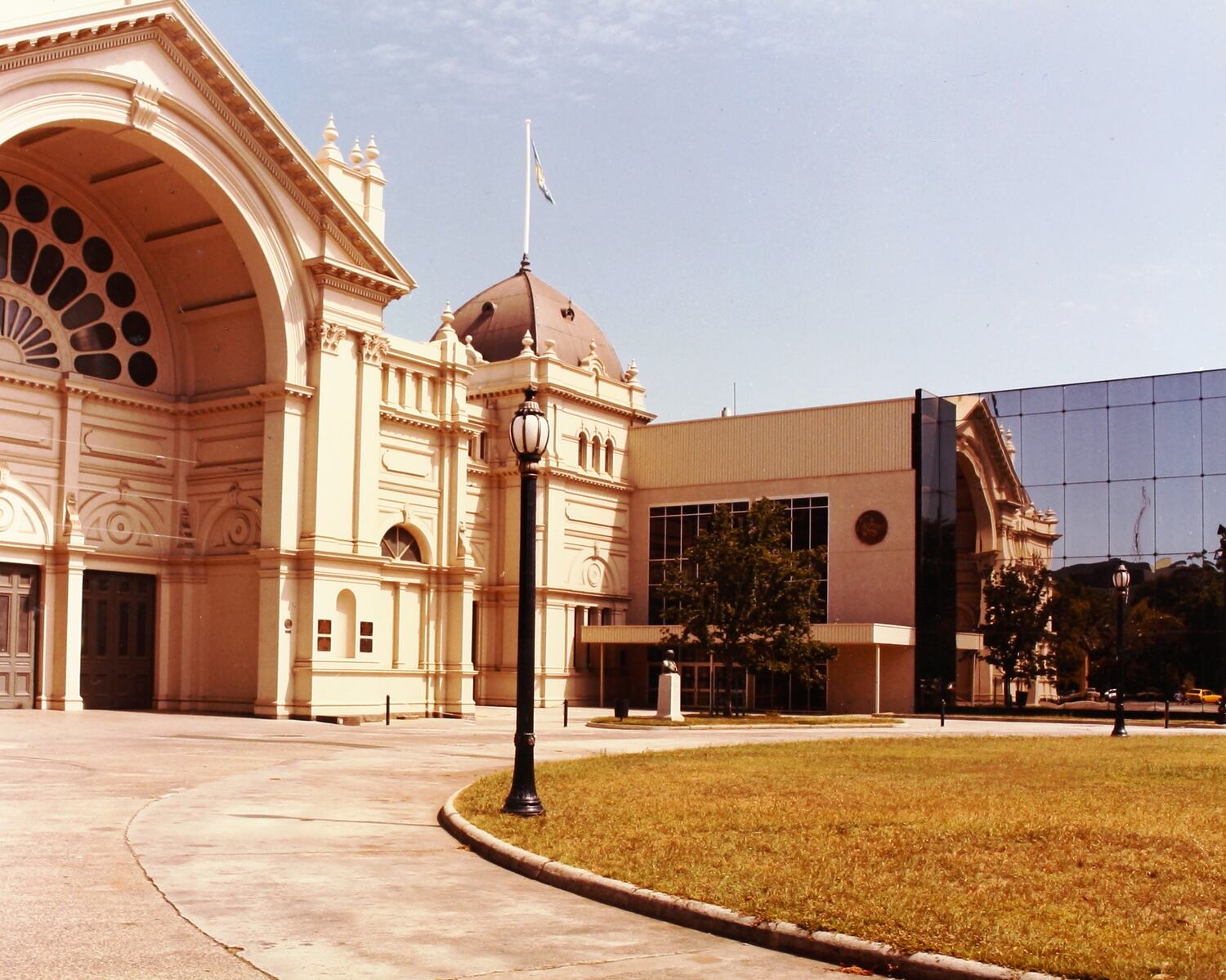 Photograph - Great Hall & Centennial Hall, Royal Exhibition Building ...