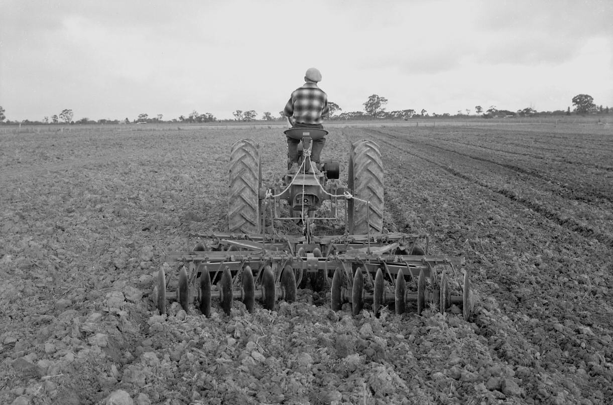 Negative - International Harvester, Farmall H Tractor & GL-9A 8-Foot ...