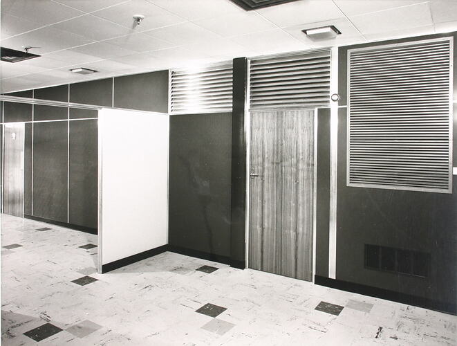 Photograph - Kodak Australasia Pty Ltd, Interior View of Medical ...