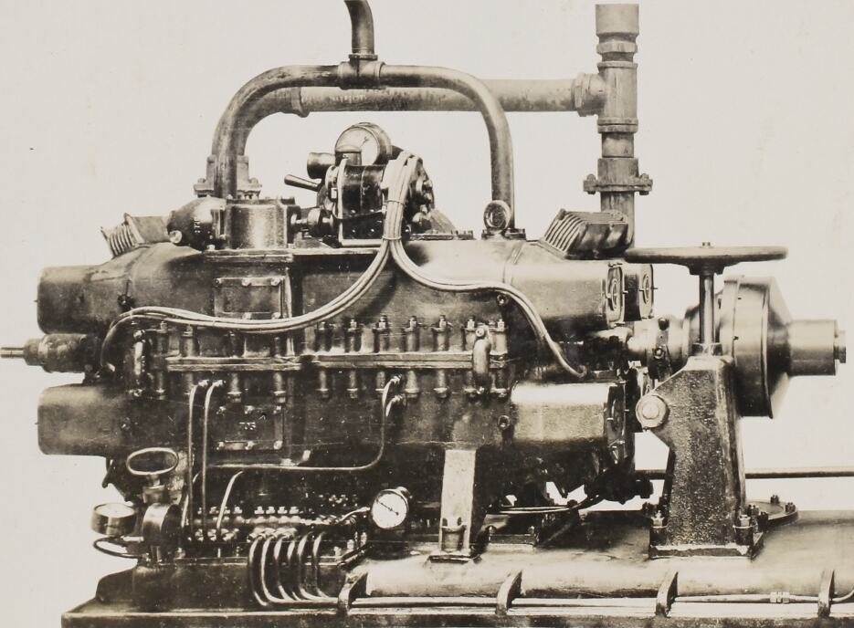 Photograph - Crankless Engines (Australia) Pty Ltd, Gas Engine, Fitzroy ...