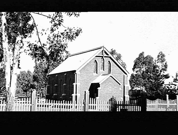 Negative - by Lilian L. Pitts, Merrigum, Victoria, circa 1910s