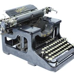 Typewriter - Yost, Model 20, 1912-1924