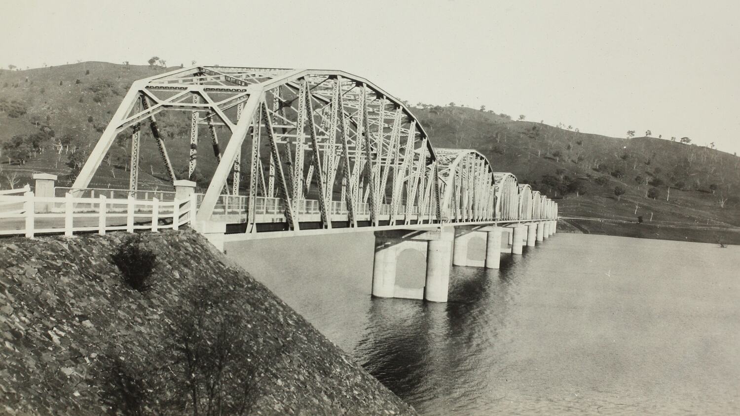 Photograph - Bethanga Bridge, Murray River, Border of New South Wales ...
