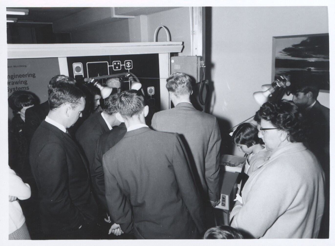 Photograph - Kodak Australasia Pty Ltd, Crowd Viewing Engineering ...