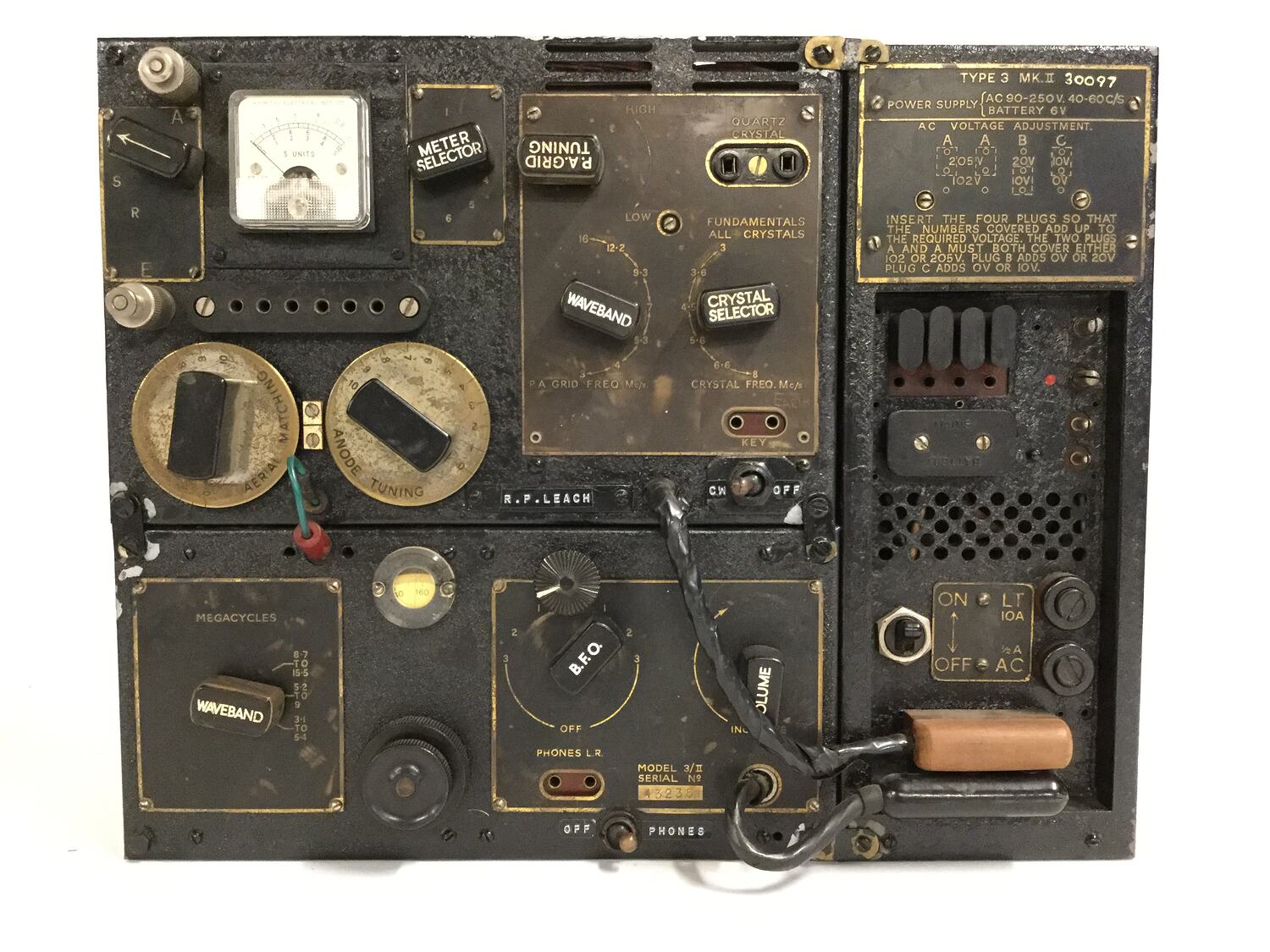 Radio Transceiver - SOE Suitcase, B2 Type 3, Mk II, Stonebridge Park ...