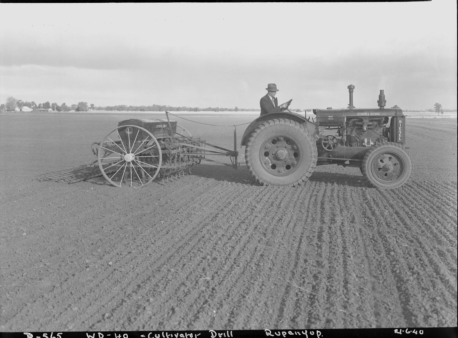 Negative - International Harvester, WD-40 Diesel Tractor & Cultivator ...