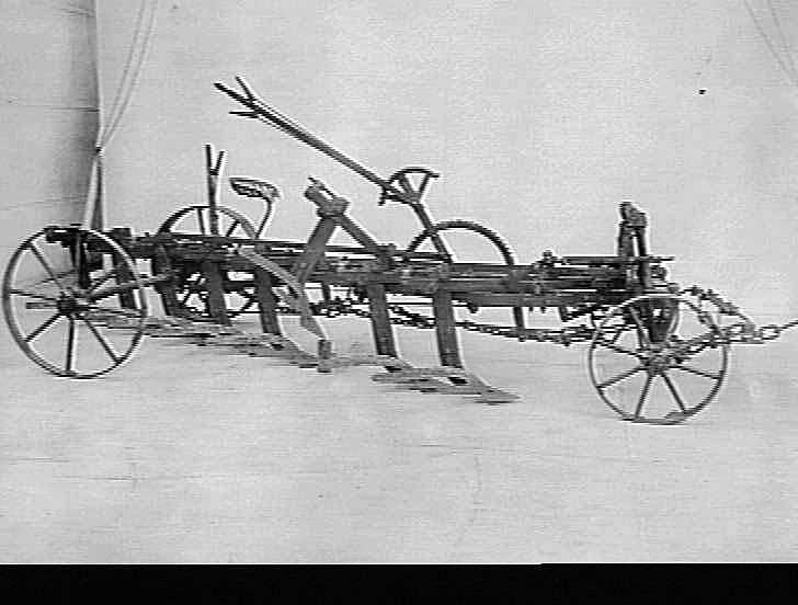 Photograph - Sunshine Harvester Works, Farm Equipment Manufacture ...