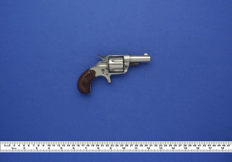 Revolver - Colt New Line, 1879