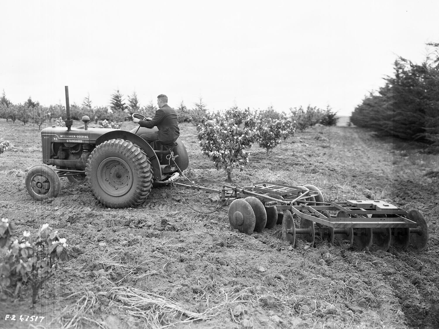 Negative - International Harvester, GL-15 Offset Disc Harrow & W-4 ...