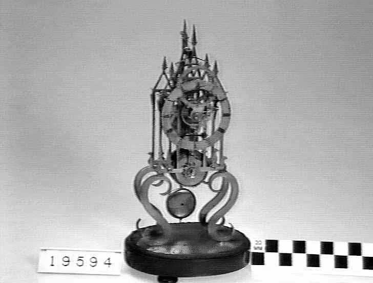 Skeleton Clock - England
