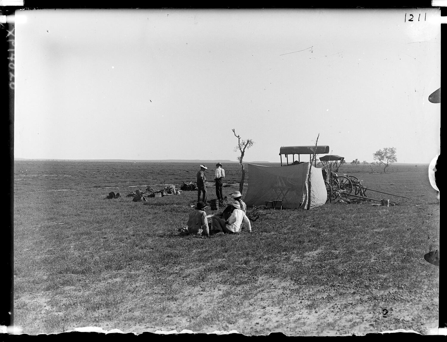 Glass plate. Wire Creek, Central Australia, Northern Territory ...