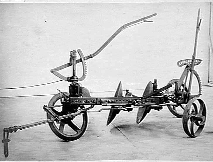 Photograph - Sunshine Harvester Works, Farm Equipment Manufacture ...