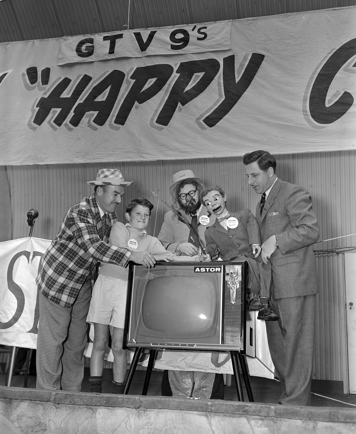 Negative - GTV 9, The Tarax Show at Melbourne Zoo, Happy Hammond, Ron ...