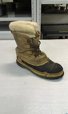 Snow Boot - Right, Bison, Steel Toe, Australian Antarctic Division, pre ...