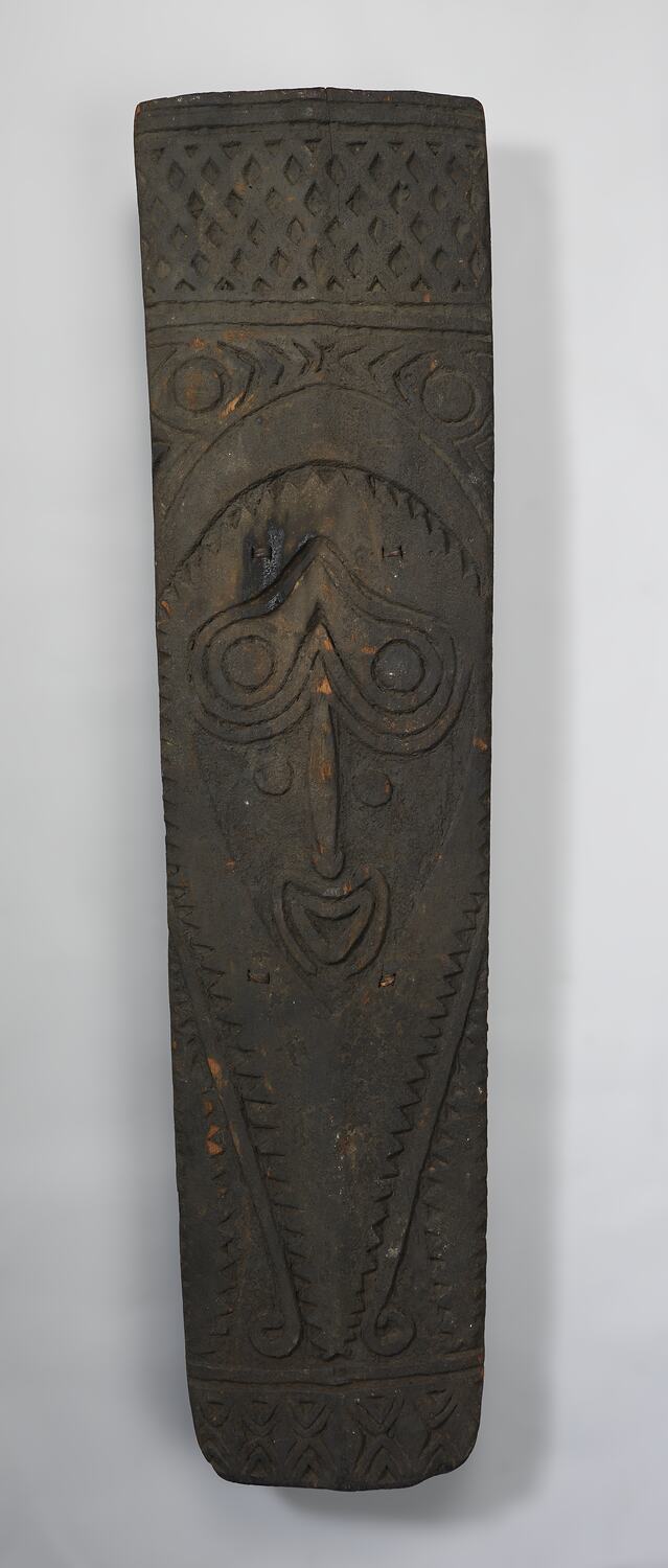 Shield. Manambu. Middle Sepik River, East Sepik Province, Papua New ...