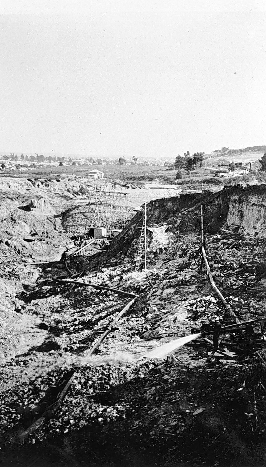 Negative - Little Bendigo, Ballarat, Victoria, 1935