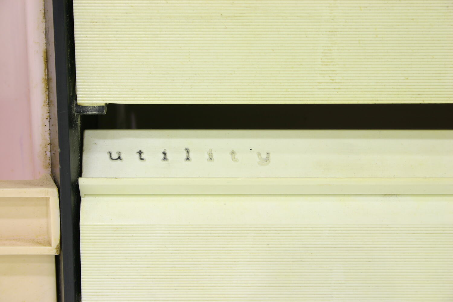 Refrigerator - General Motors, Frigidaire, De Luxe, Black, after 1955