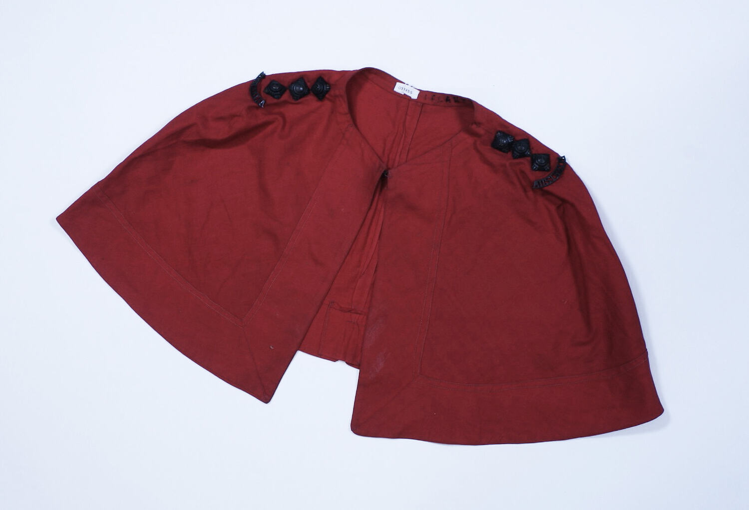 Cape - Australian Army Nurses' Service, World War II, 1939-1945