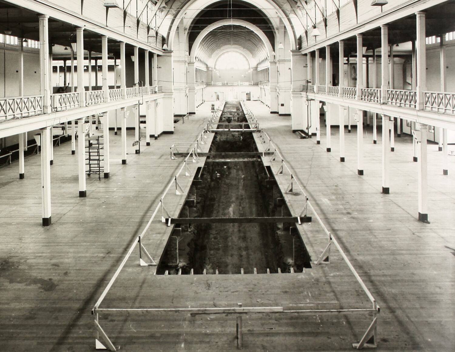 Photograph - Programme '84, Timber Floor Replacement in the Great Hall ...