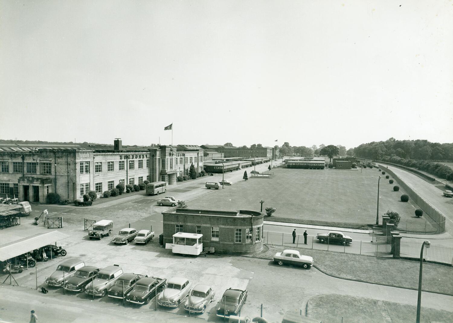 Photograph - Massey Ferguson, Entrance to the Banner Lane Factory ...