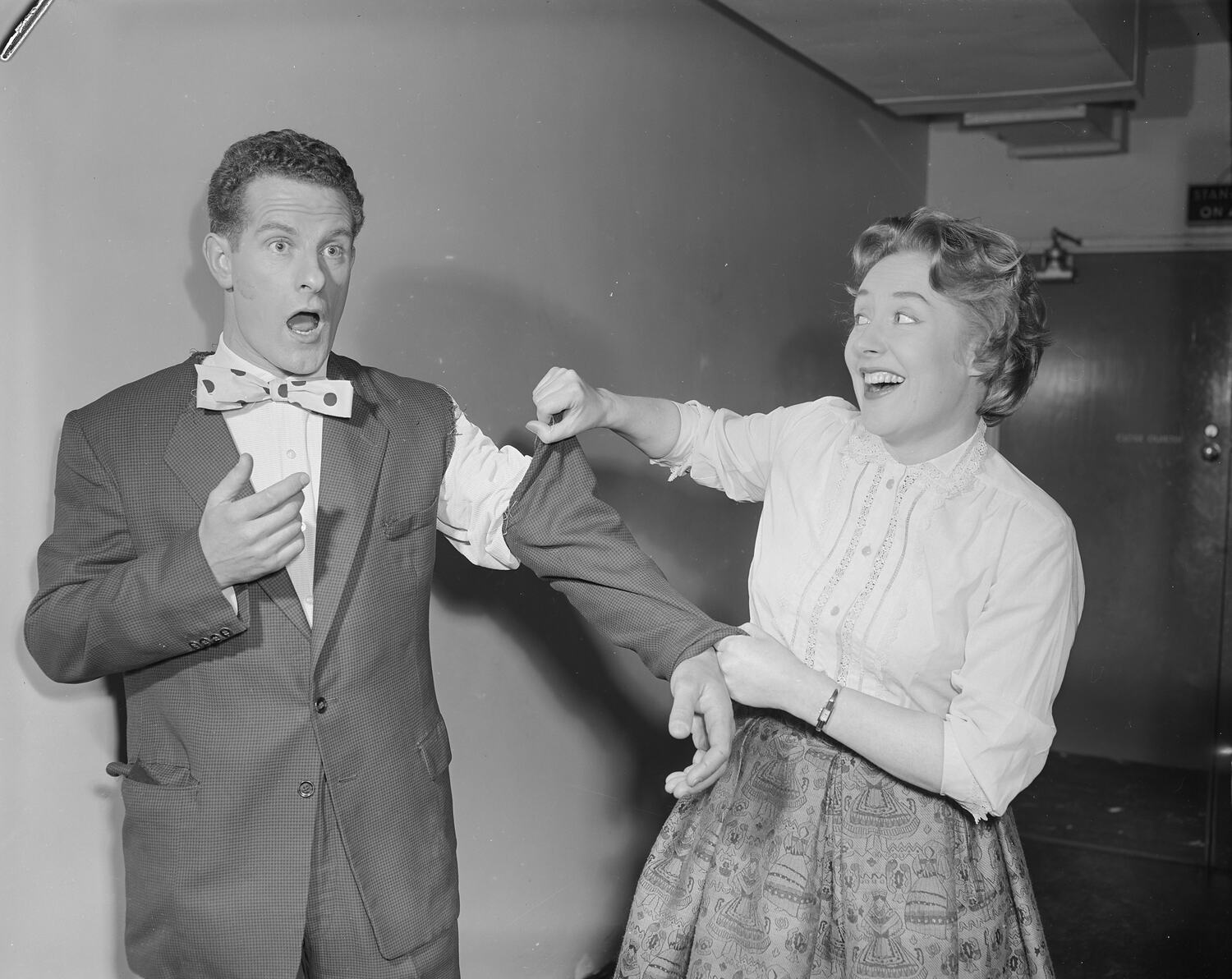 Negative - GTV9, Portrait of Frank Sheldon & Toni Lamond, Savoy Plaza ...