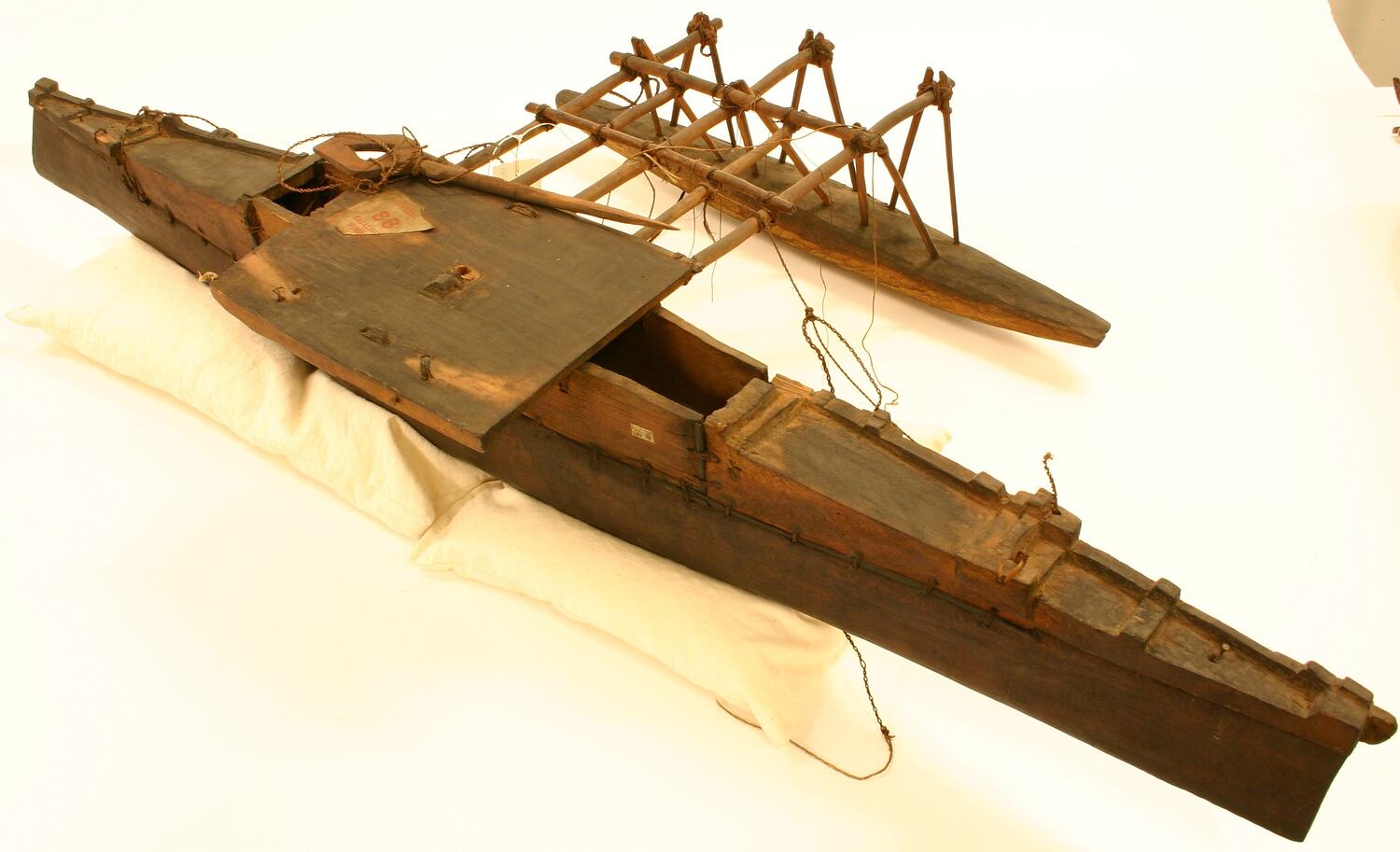 Model - Canoe Outrigger, Single-Mast, Fijian, 1880