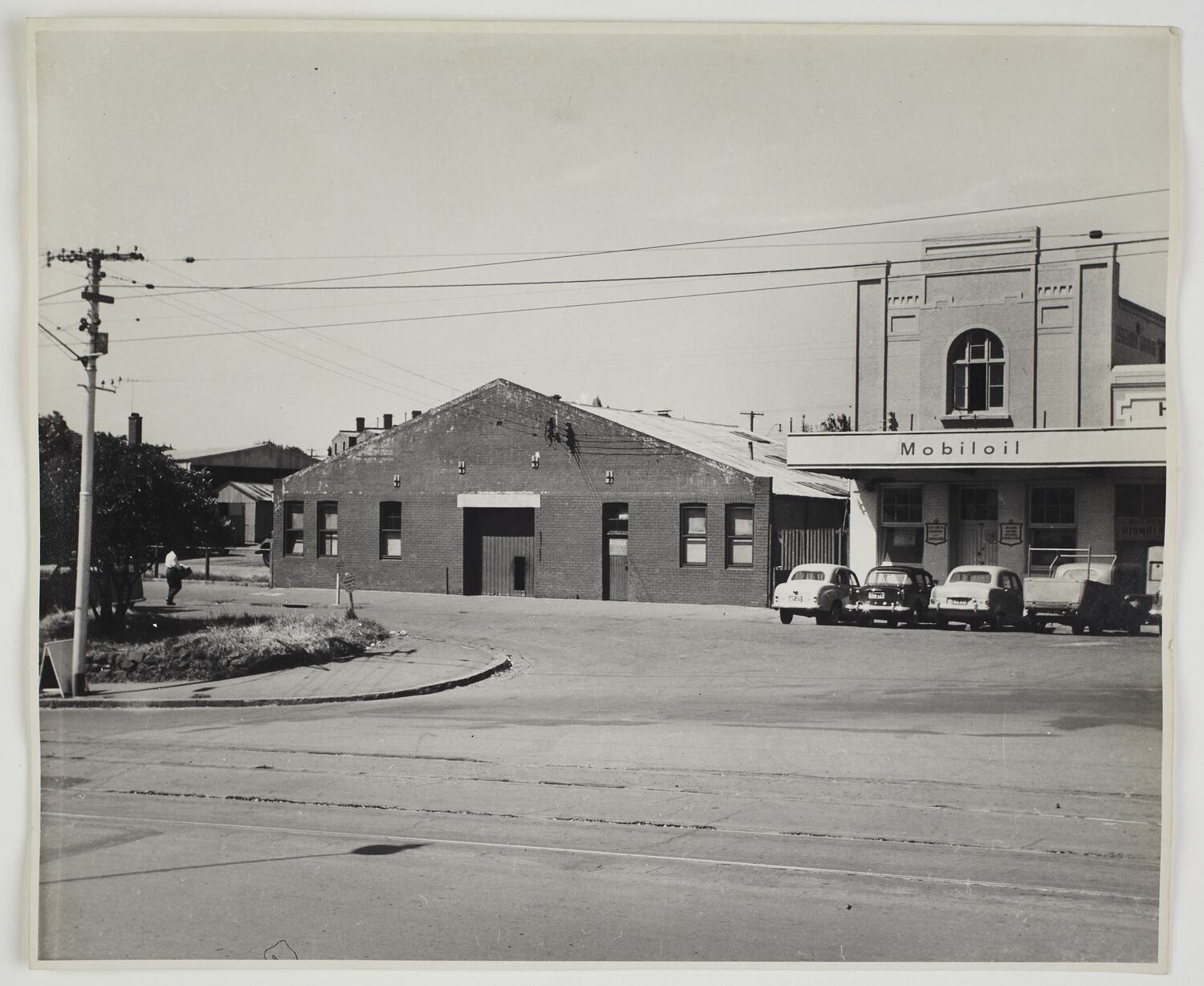 Photograph - Kodak Australasia Pty Ltd, Kodak Garage Building, Burnley ...