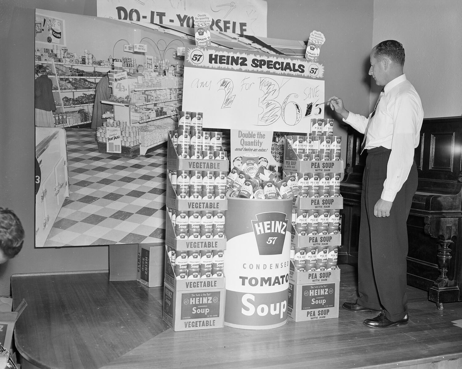 Negative H J Heinz Co Pty Ltd Convention Display Burwood Negative H J Heinz Co Pty Ltd Convention Display Burwood