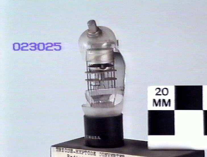 Electronic Valve - Radiotron, Triode Heptode, Type 6J8G, 1938-1945