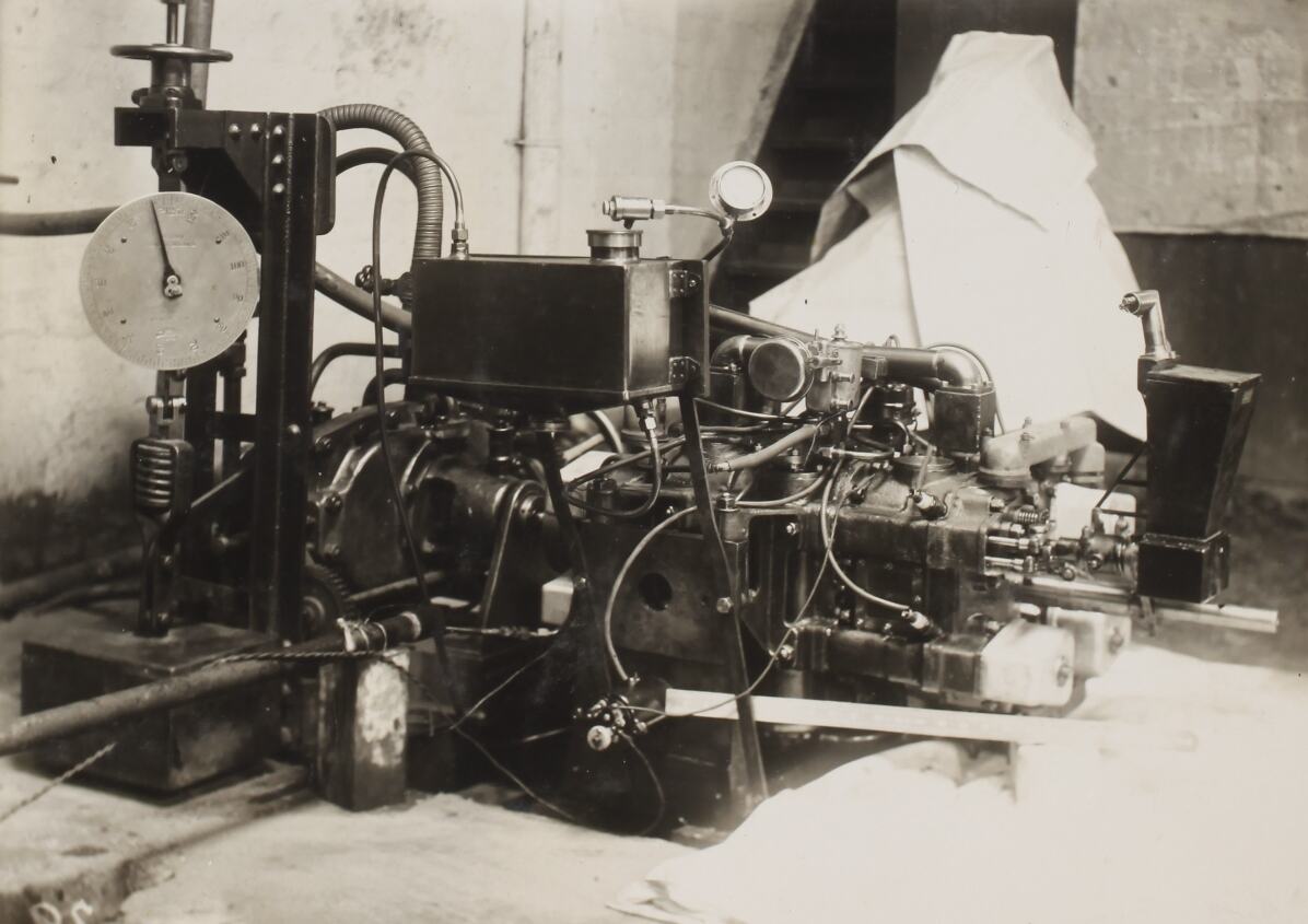 Photograph - Crankless Engines (Australia) Pty Ltd, 8-Cylinder Petrol ...