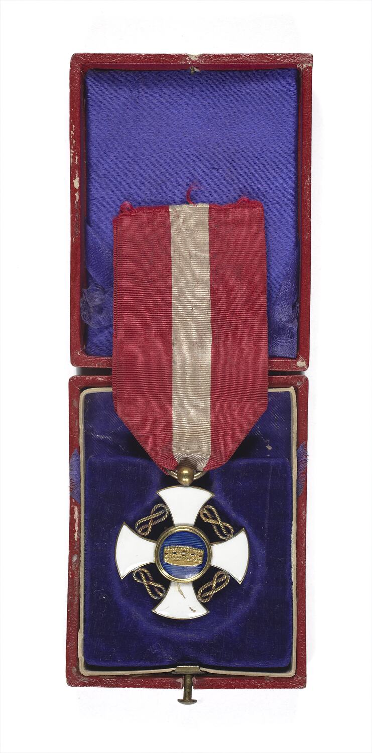 Medal - Insignia of the Order of the Crown of Italy, awarded to ...