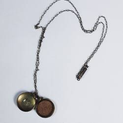 Locket & Chain - Rising Sun Motif, World War I, 1914-1918