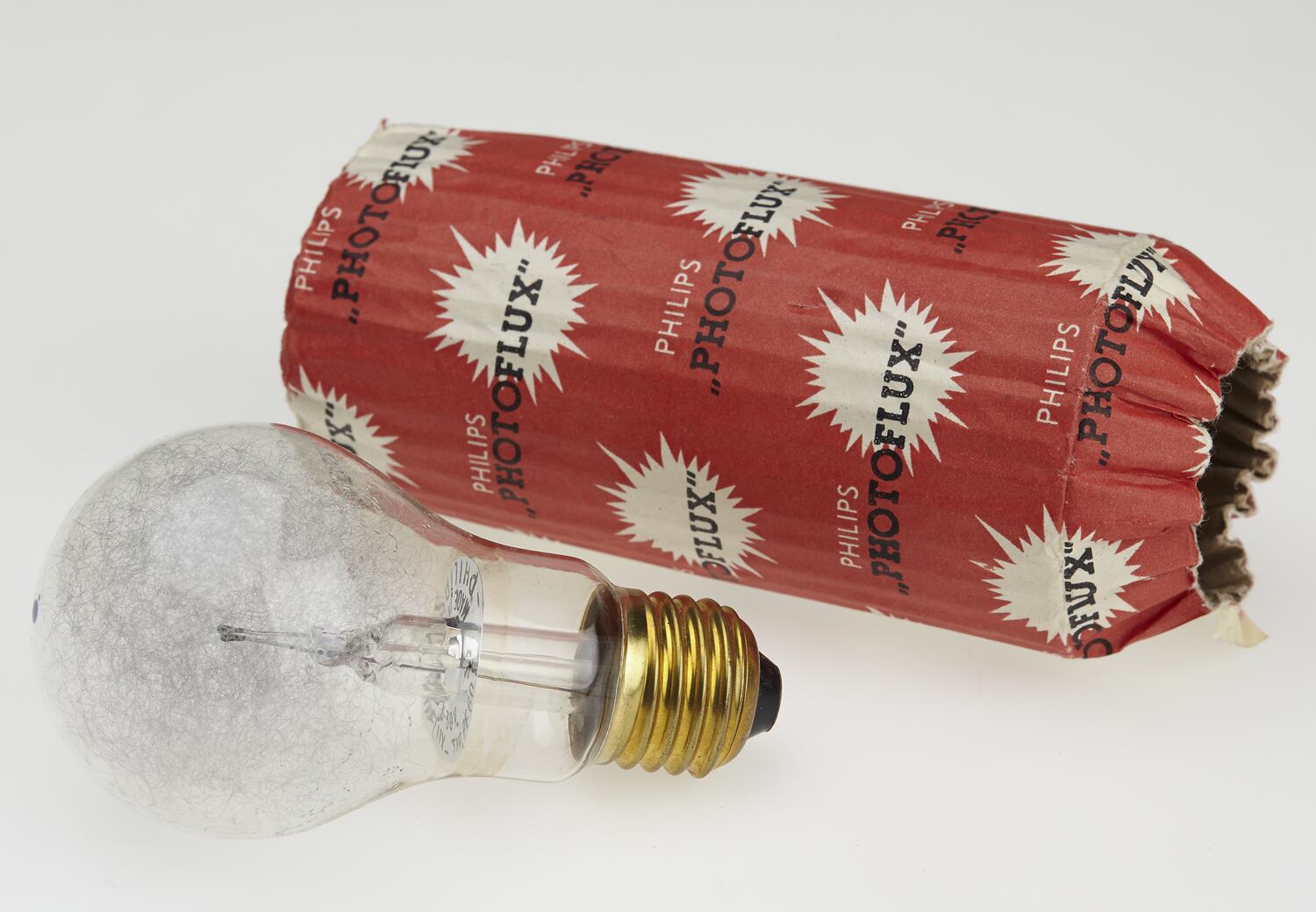 Kodak Heritage Collection: Electric Lamps, Flash Bulbs and Projector ...