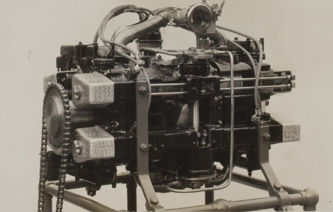 Photograph - Crankless Engines (Australia) Pty Ltd, 8-Cylinder Petrol ...