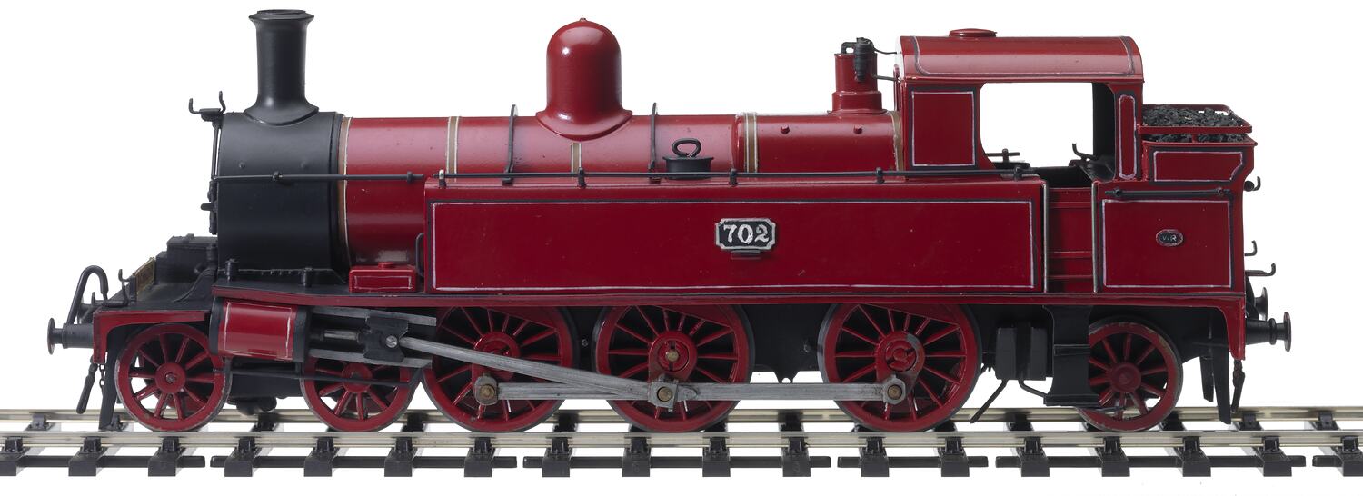 Steam Locomotive Model - DDE Class, No.702, 4-6-2T Type, Victorian ...
